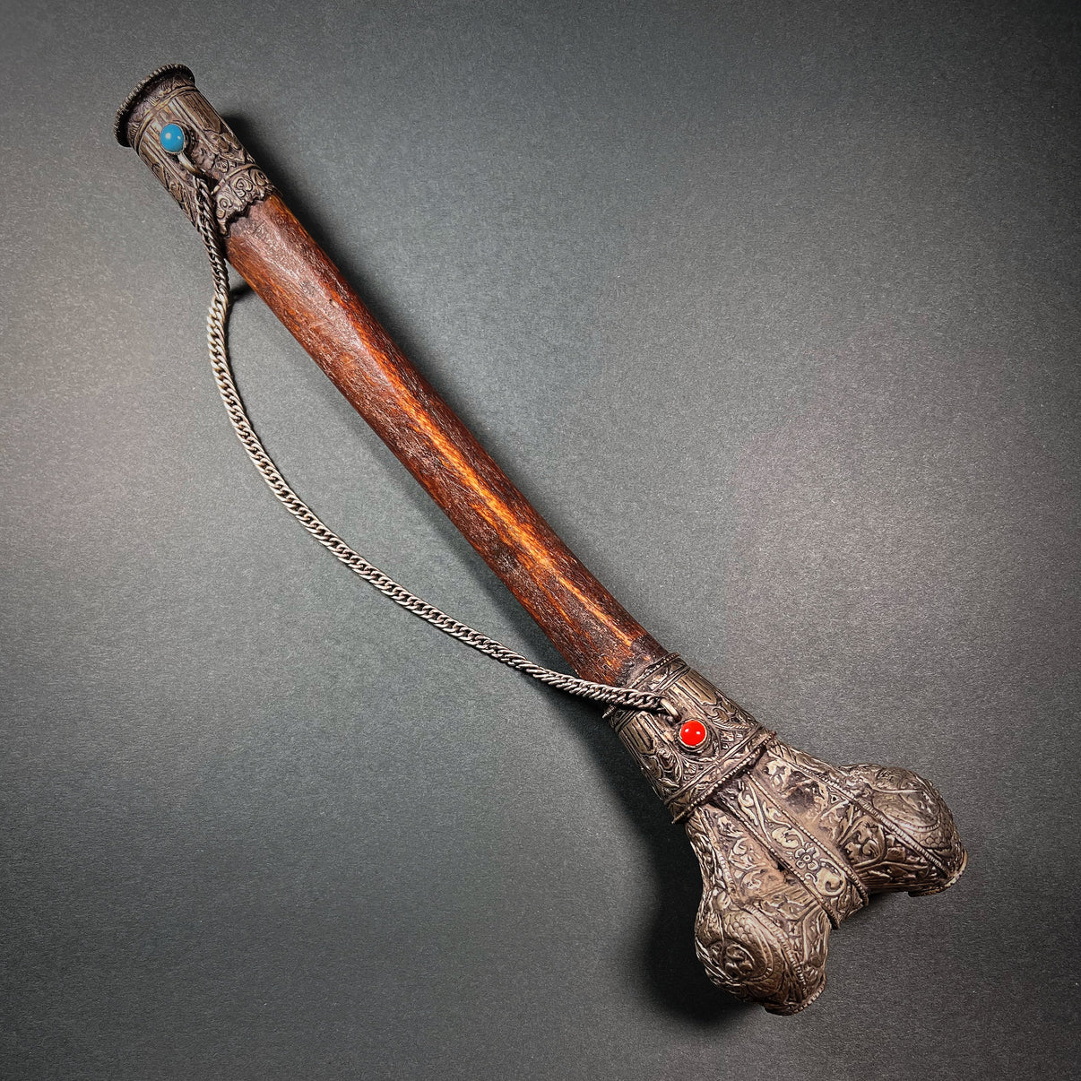 Tibetan Human Thigh Bone Silver Inlaid Trumpet Kangling – Götan maailma